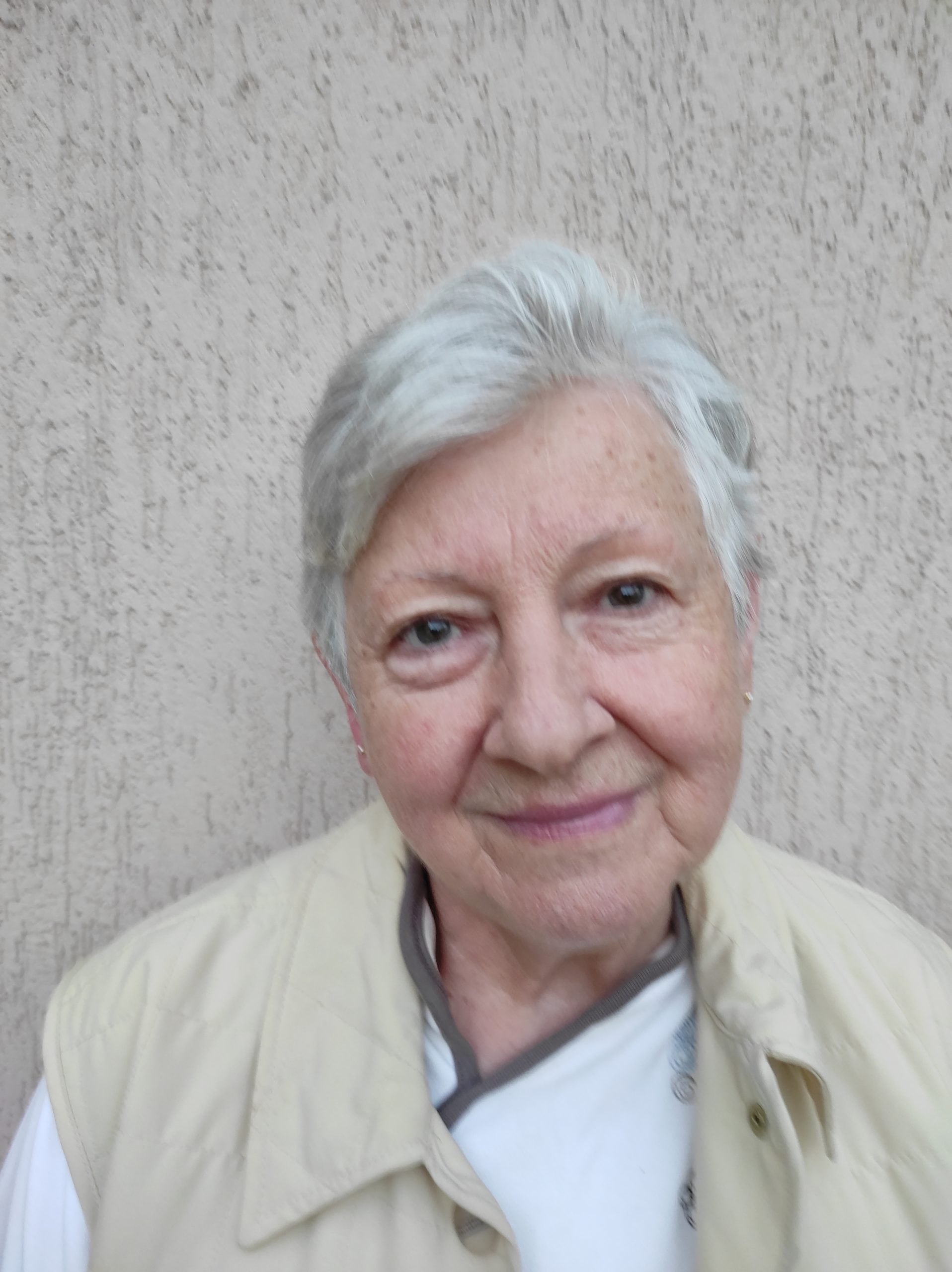 Önkénteseink bemutatkozása - Mária Rádió Erdély